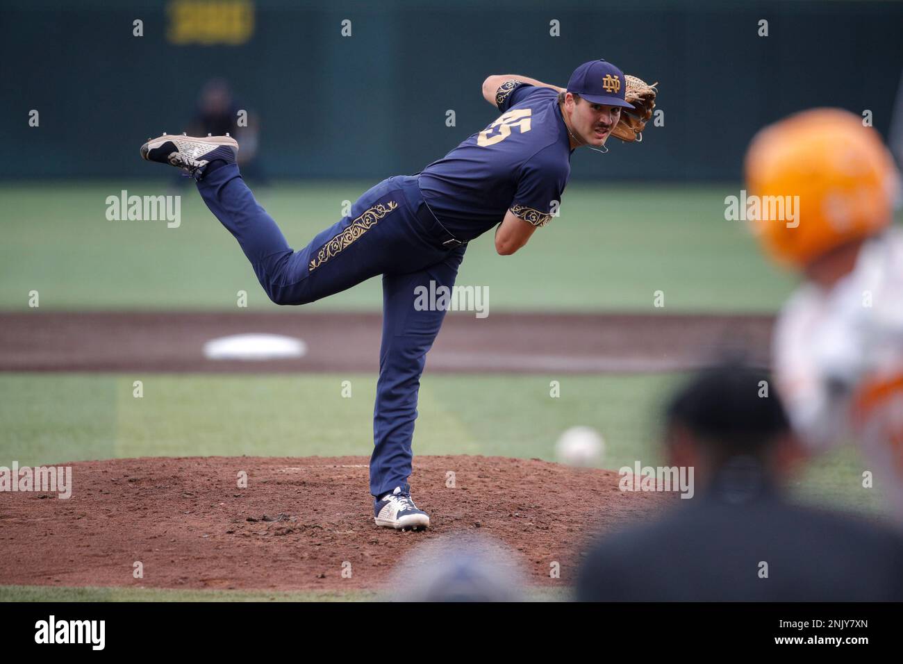 Notre Dame Fighting Irish relief pitcher Alex Rao (45) in action ...
