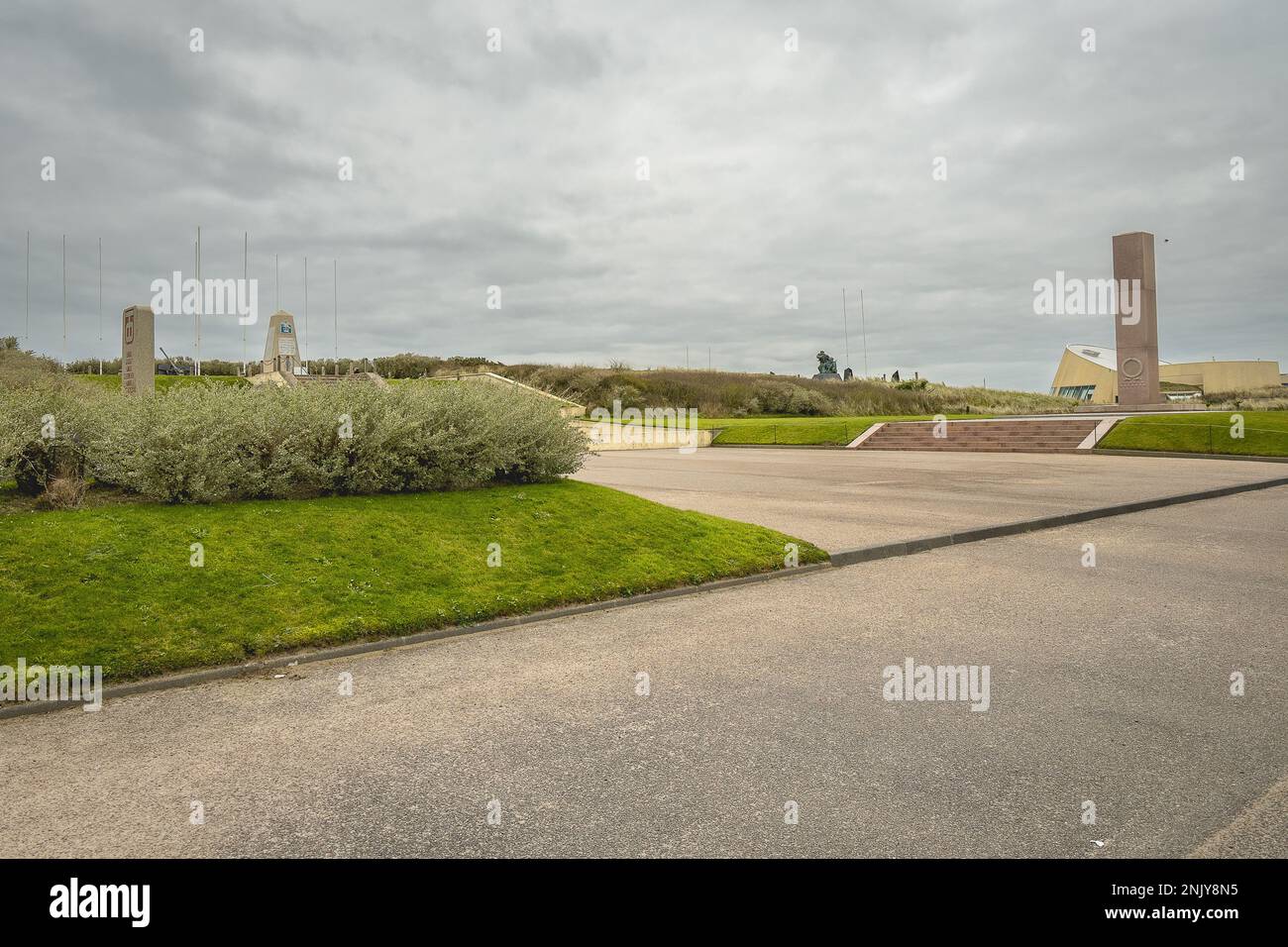 Utah beach landingsmuseum, monuments from the divisions who fought on ...