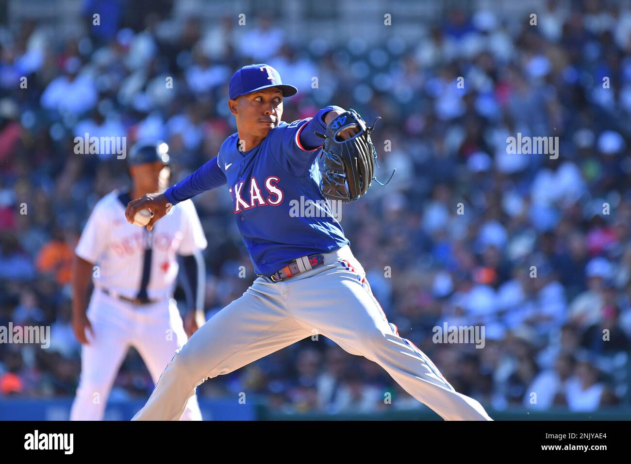 DETROIT, MI - JUNE 18: Texas Rangers RP Jose Leclerc (25) in action ...