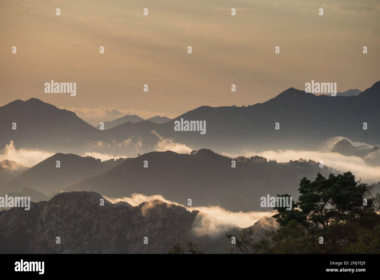 Breathtaking high rocky mountains thick hi-res stock photography and ...