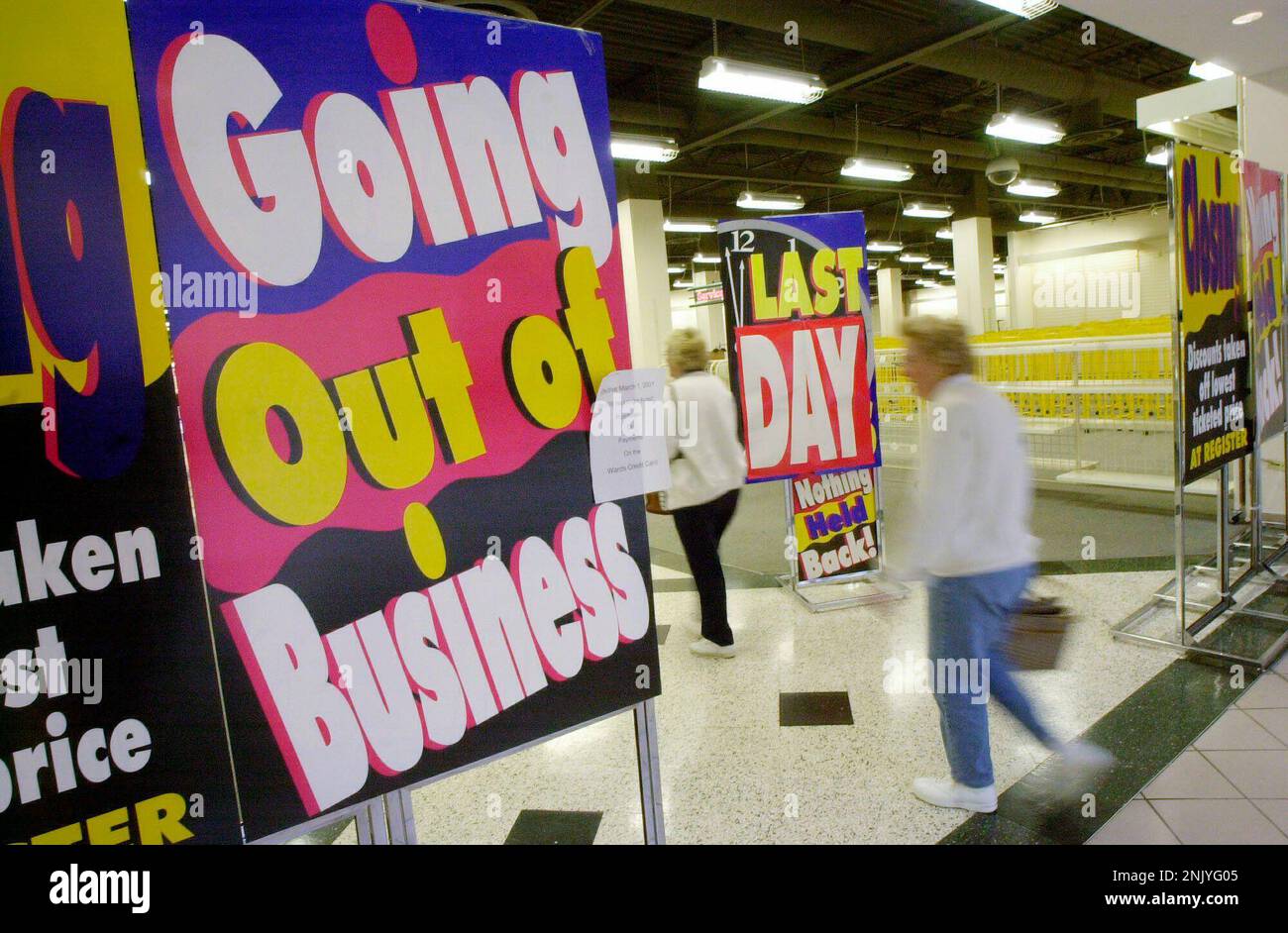 The longtime Montgomery Ward store in University Square Mall closed in ...