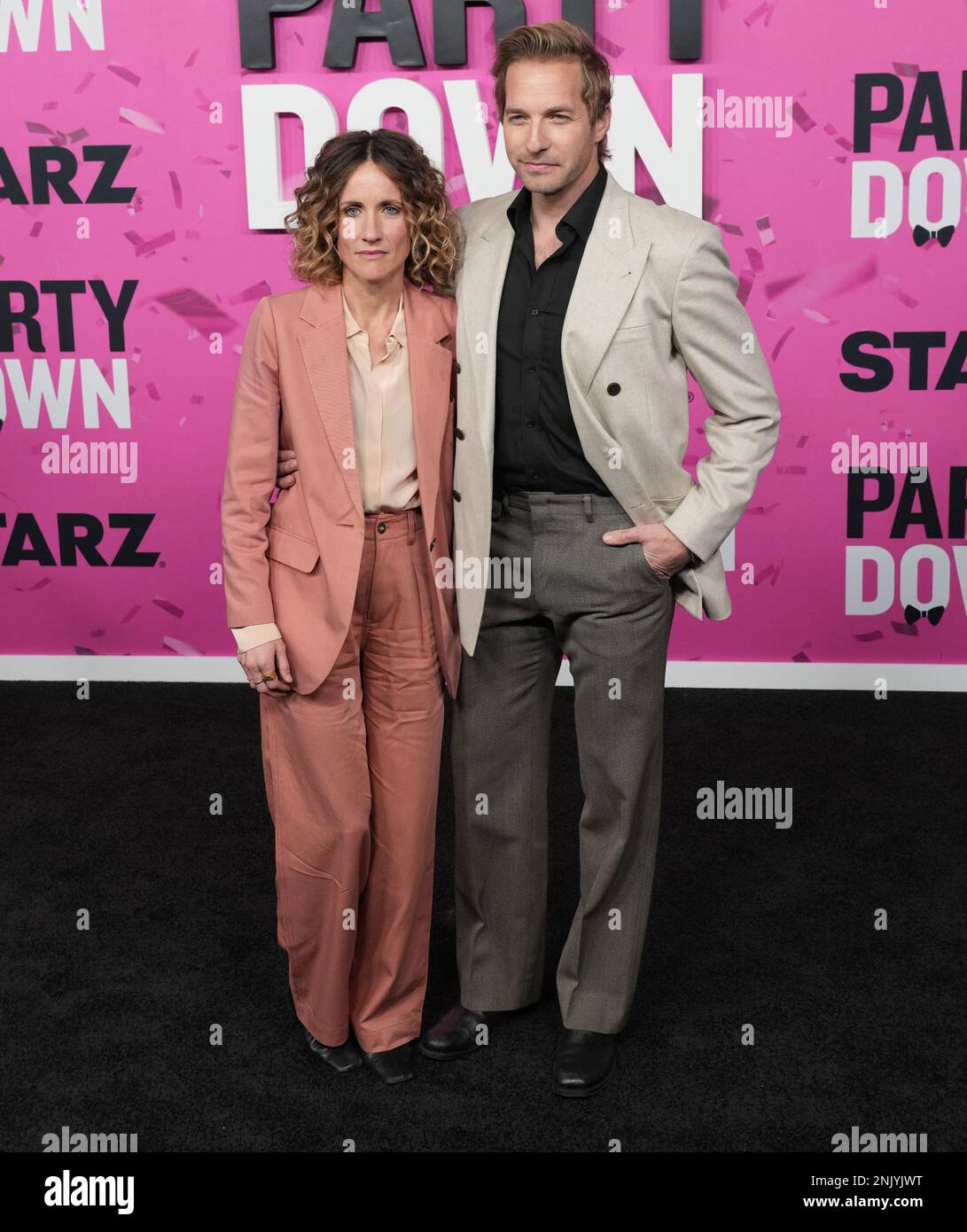 Los Angeles, USA. 22nd Feb, 2023. (L-R) Amy Russell and Ryan Hansen at ...