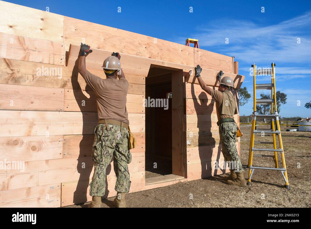 PORT HUENEME, Calif. (Aug. 10, 2022) Builder 1st Class AaronPaul Garcia ...