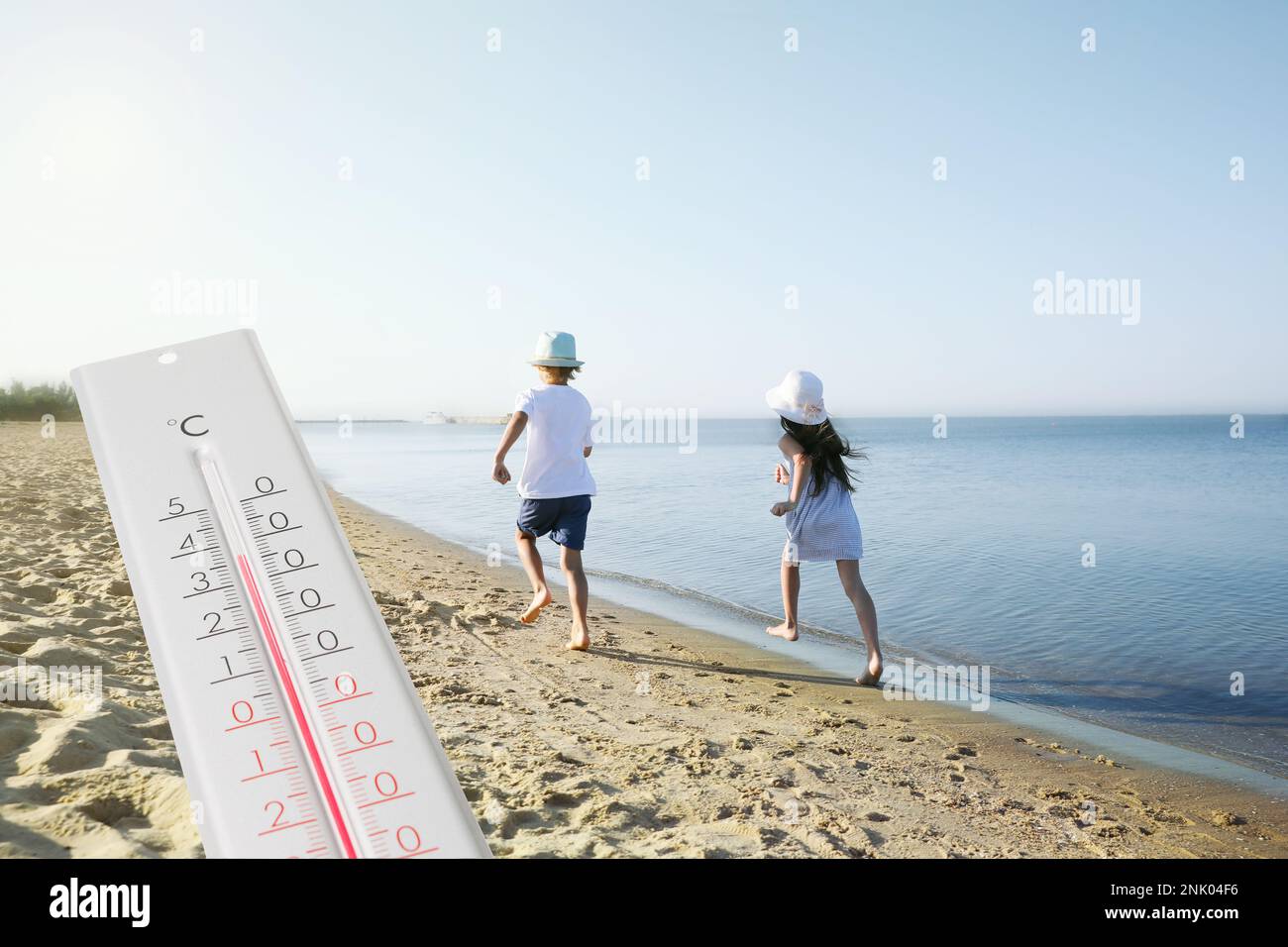 Weather thermometer boy hi-res stock photography and images - Alamy