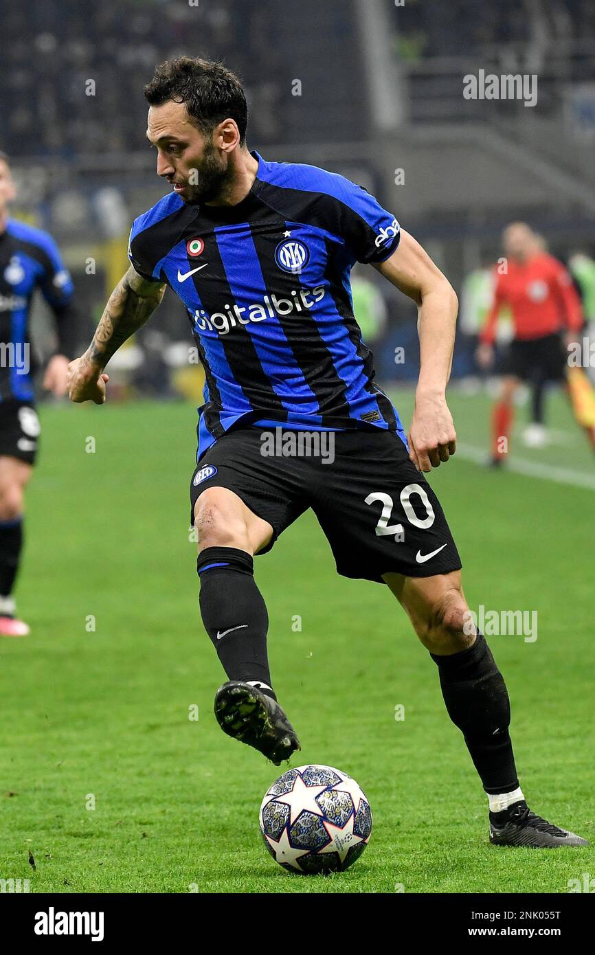 Hakan Calhanoglu of Fc Internazionale in action during the Champions ...