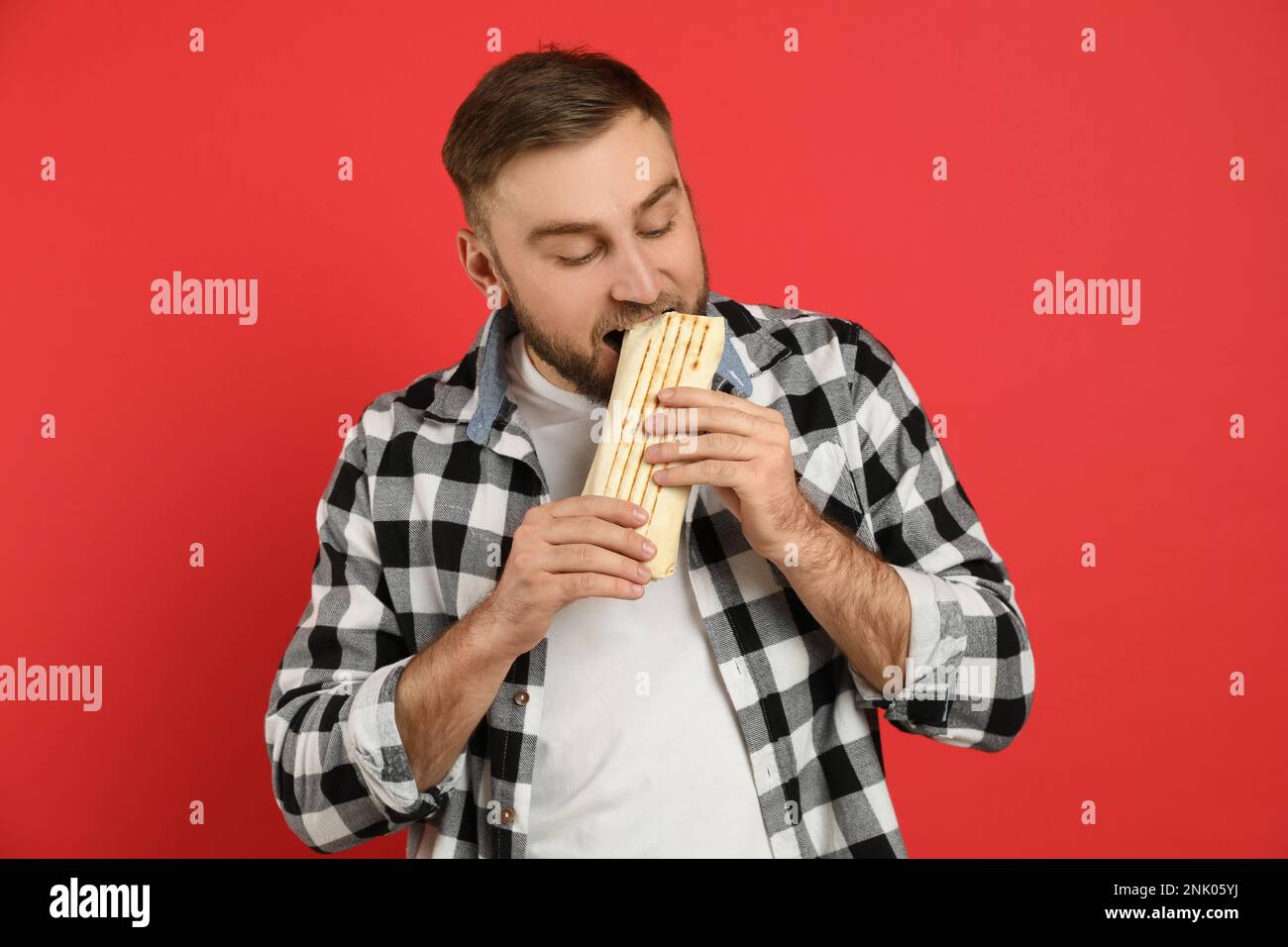 Turkish shawarma young man hi-res stock photography and images - Alamy