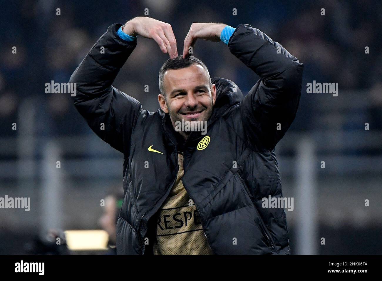 Samir Handanovic of Fc Internazionale gestures making a heart with his ...