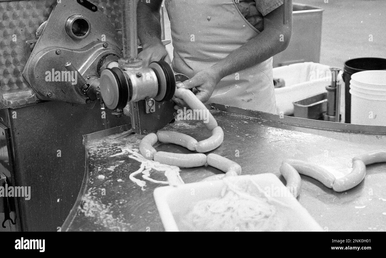 How the sausage is made at Saag's Sausage factory in San Leandro, May ...