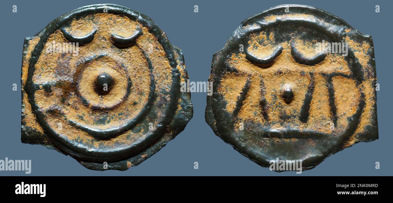 CELTIC POTIN COIN CA 120-100bc Stock Photo - Alamy