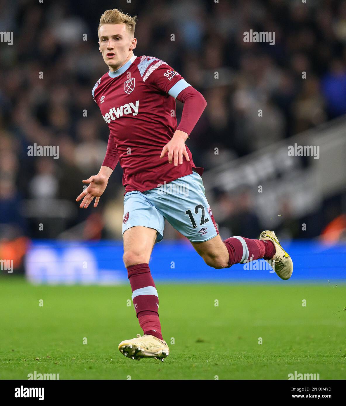 Flynn downes west ham 2023 hi-res stock photography and images - Alamy