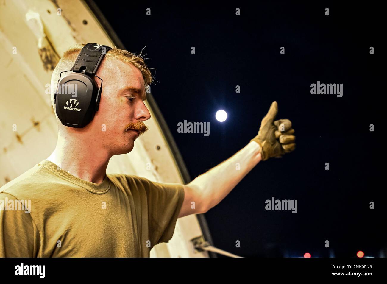 U.S. Air Force Staff Sgt. Brandon Davis, 305th Aerial Port squadron air ...