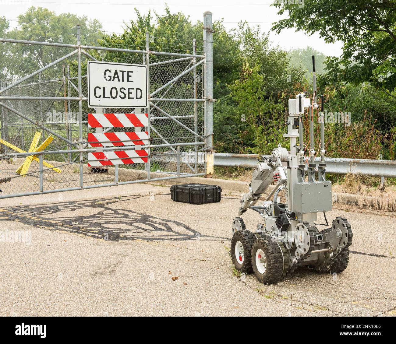 An F6A explosive ordnance detection robot approaches a suspicious ...