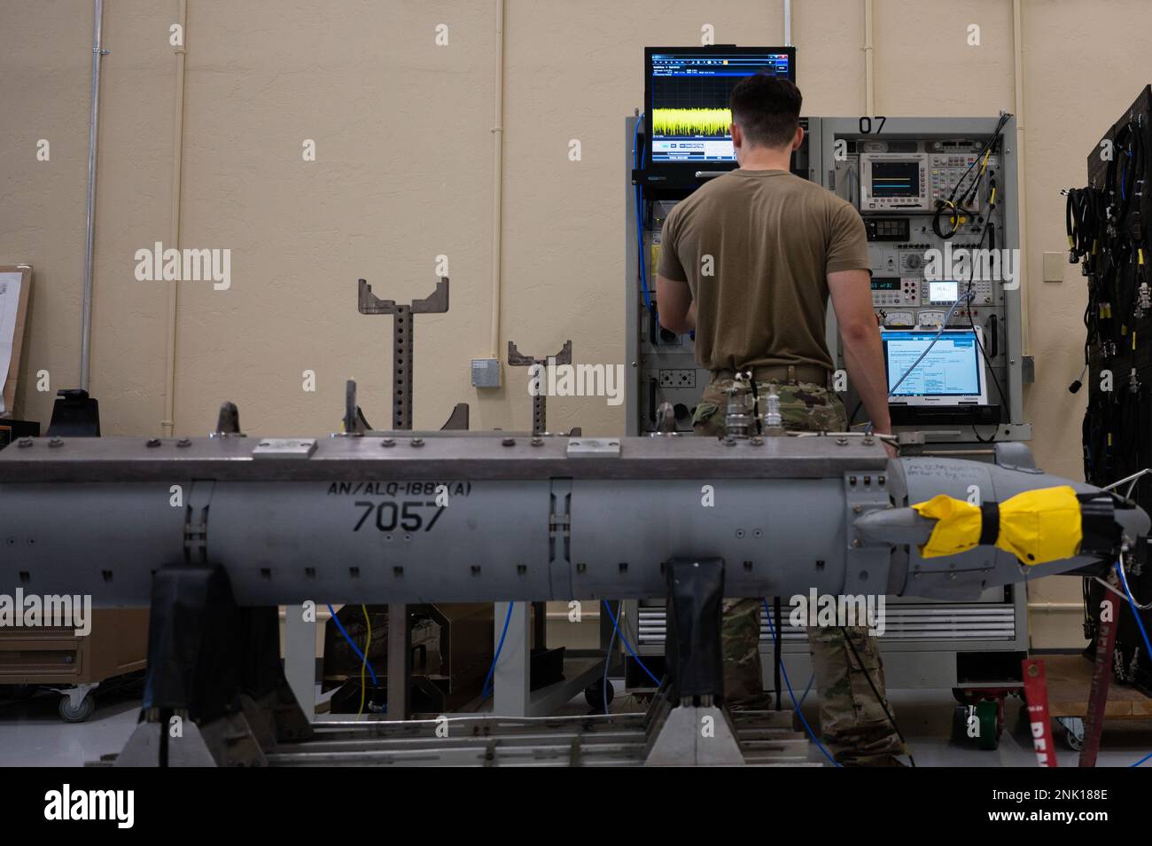 Electronic warfare pod hi-res stock photography and images - Alamy