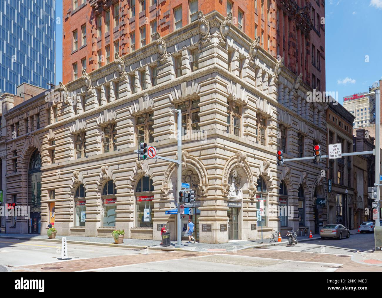 Pittsburgh Downtown: The Bank Tower is composed of a red brick shaft ...
