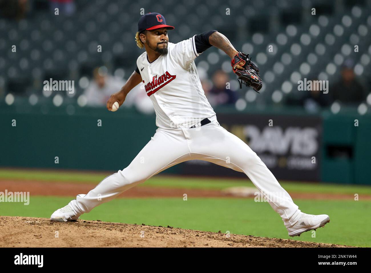 CLEVELAND, OH - JUNE 08: Cleveland Guardians starting pitcher Eli ...