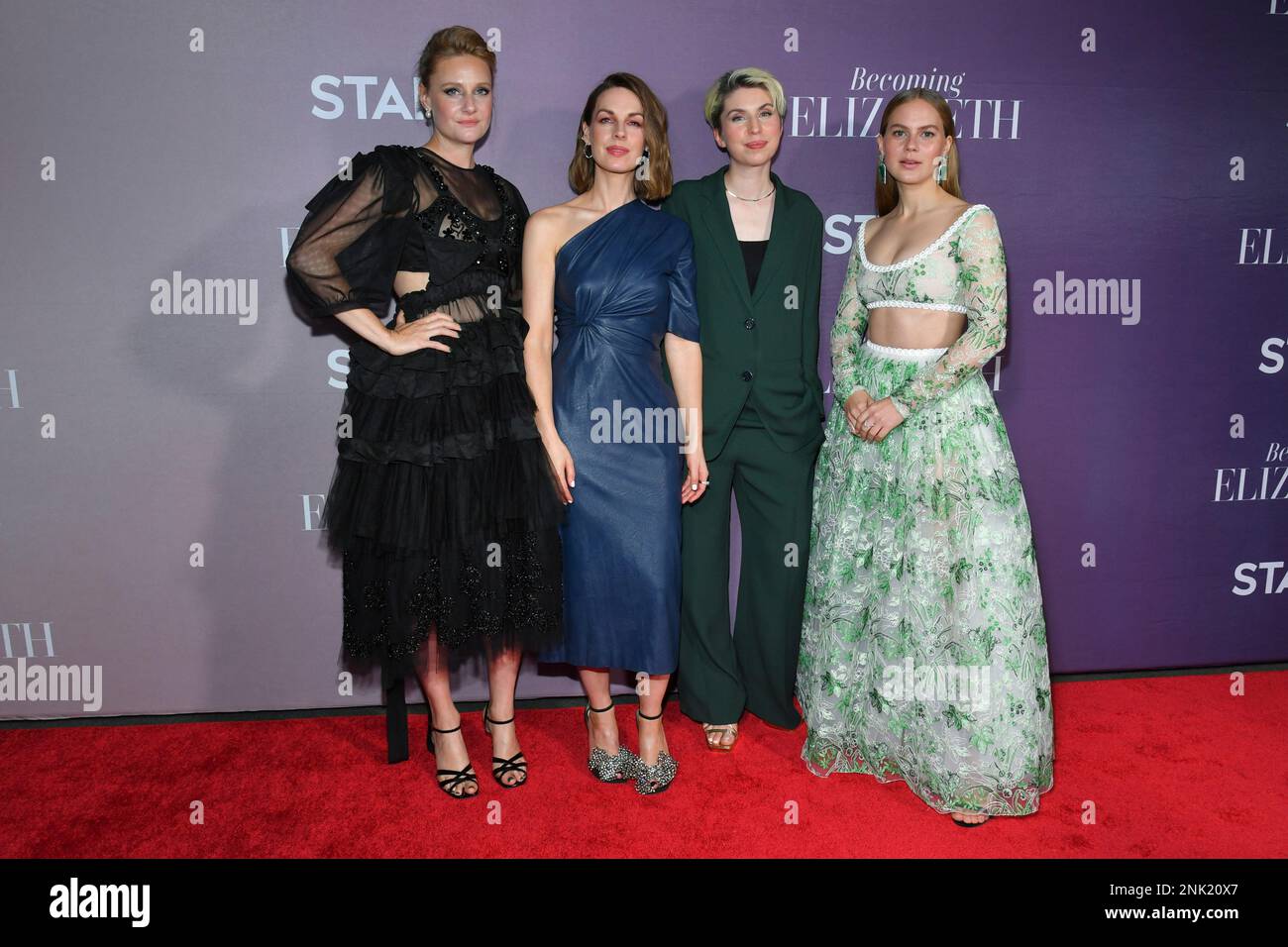 Photo by: NDZ/STAR MAX/IPx 2022 6/7/22 Romola Garai, Jessica Raine ...