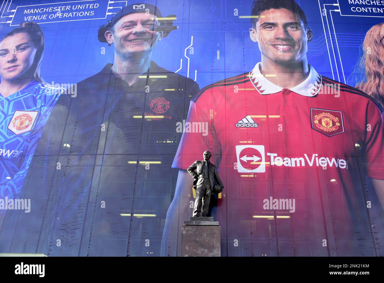 Manchester, UK, 23rd February, 2023. Statue of Sir Matt Busby. The ...