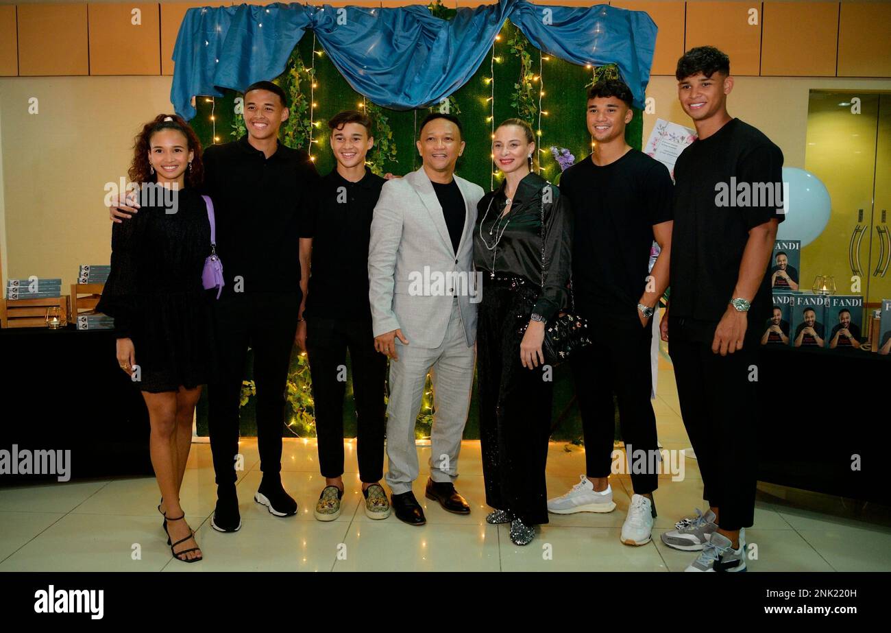 Former national footballer Fandi Ahmad (centre) with his wife Wendy ...