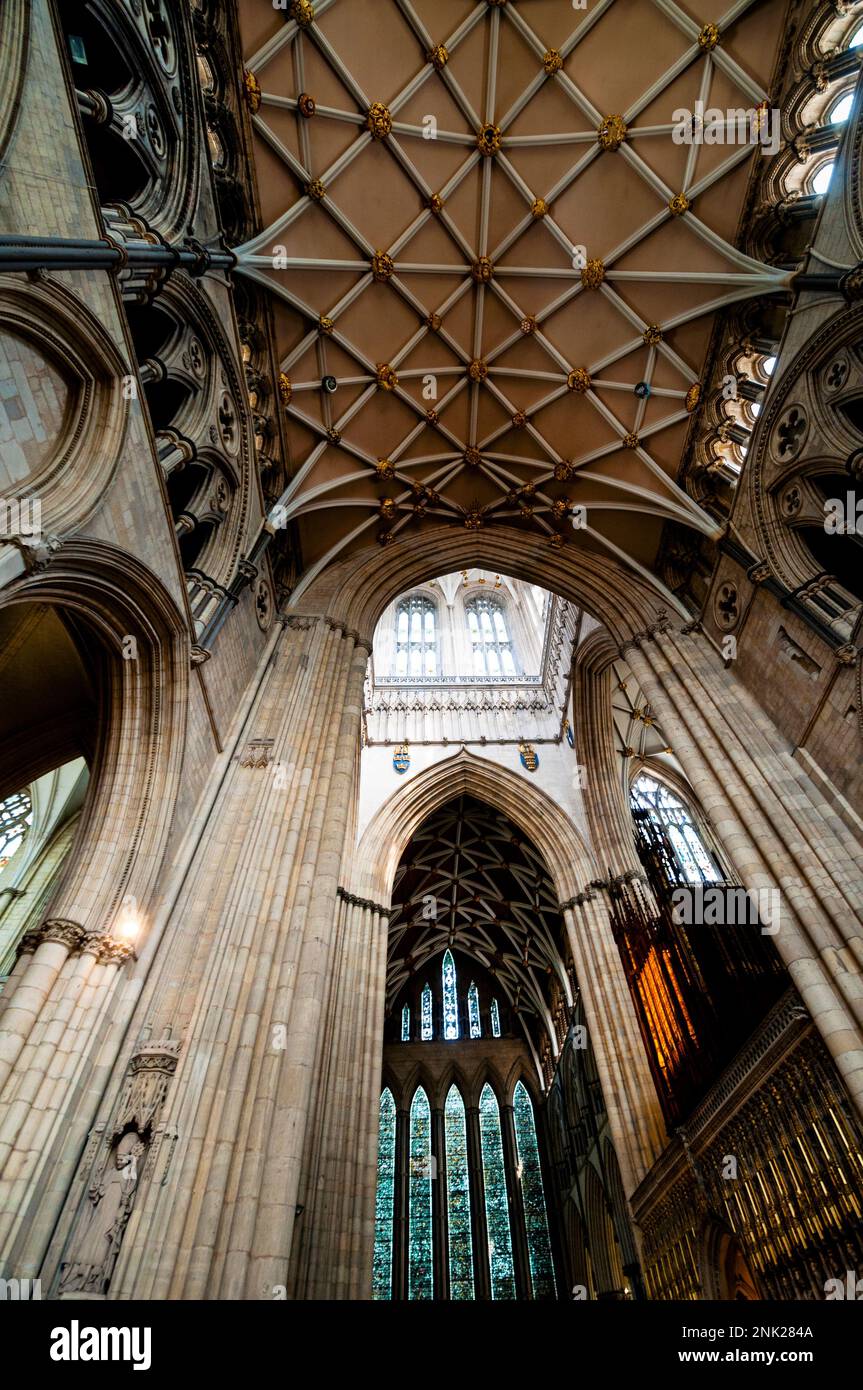Five Sisters Windows in the North Transept of York Minster Gothic ...