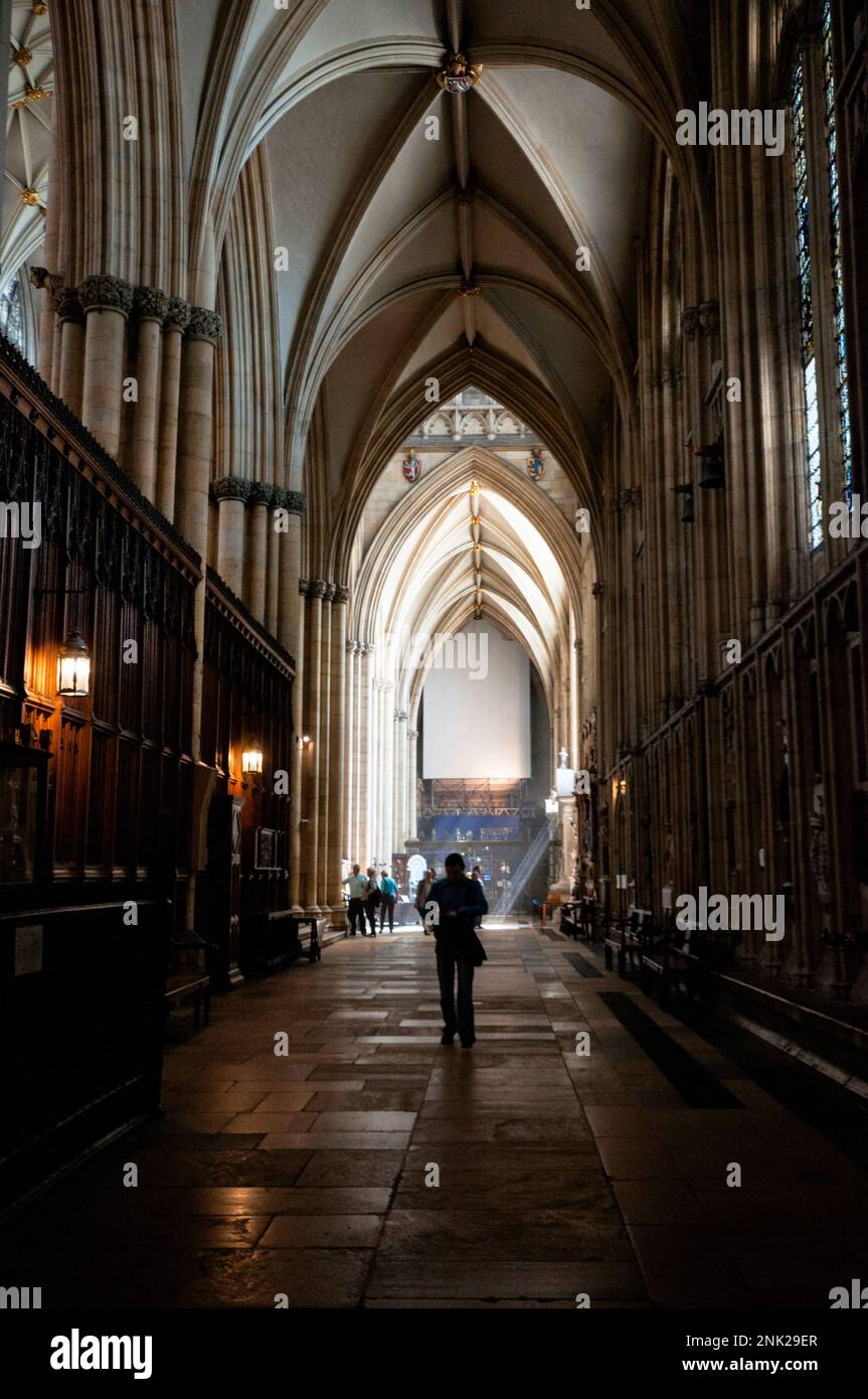 Early english perpendicular gothic style hi-res stock photography and ...