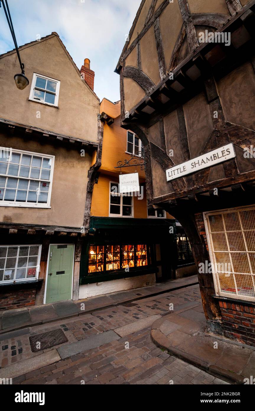 English tea room english medieval architecture hi-res stock photography ...