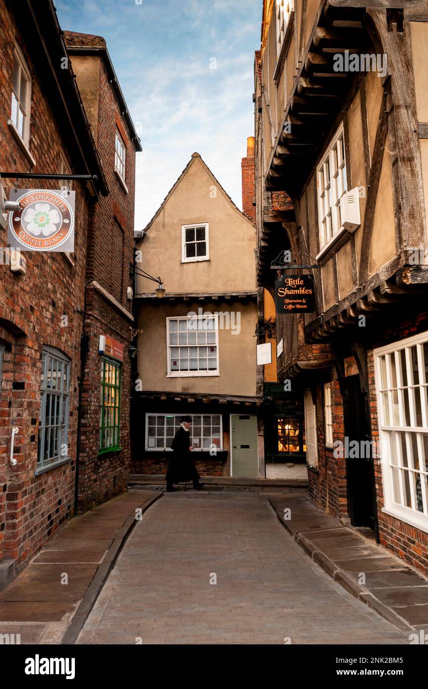 The Shambles Tea Room and Coffee House in medieval York, England Stock ...