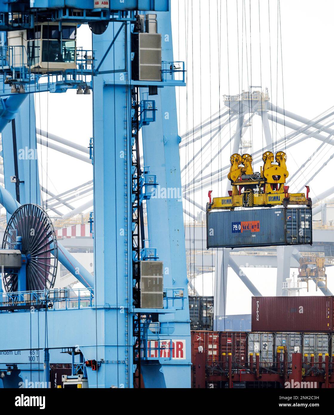ROTTERDAM - Containers at the Euromax Terminal on the Rotterdam ...