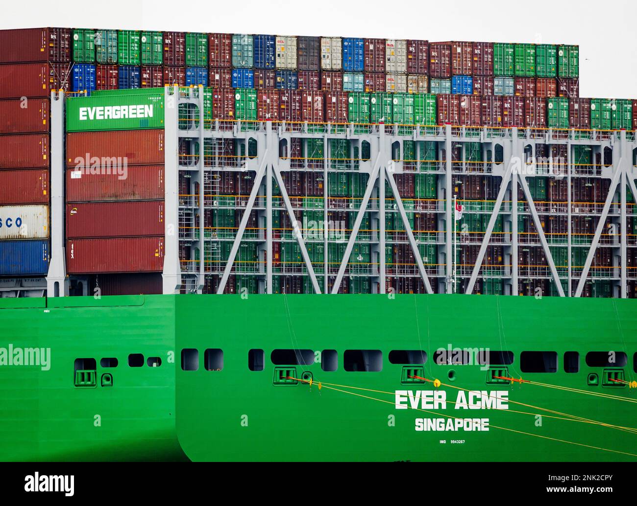 Containerlogistiek hi-res stock photography and images - Alamy