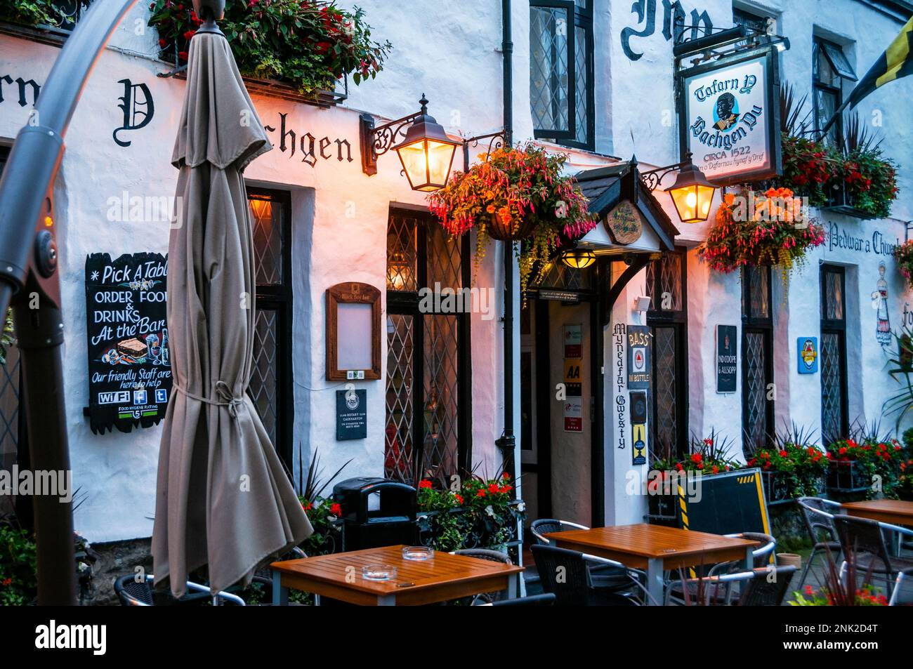 The Black Boy Inn in Caernarfon built in 1522 is one of the oldest inns ...