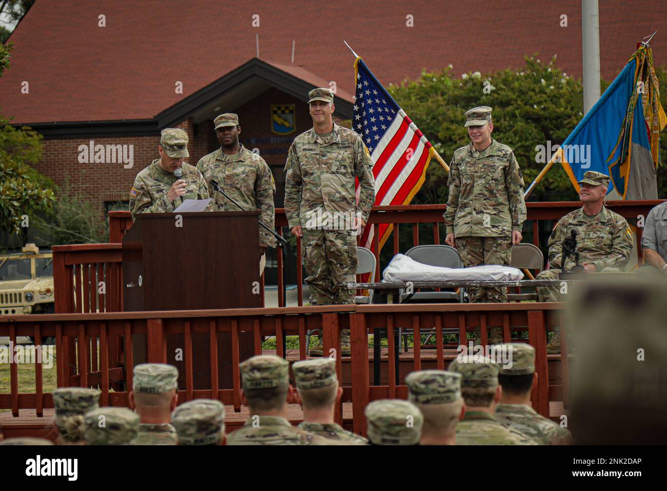 525th military intelligence brigade hi-res stock photography and images ...