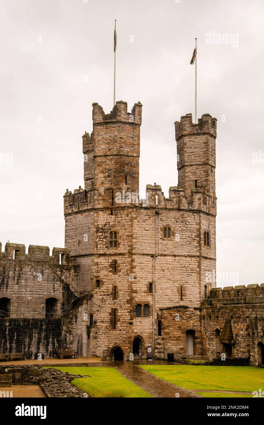 Eagle Tower of the architecturally dramatic Edwardian Caernarfon Castle ...