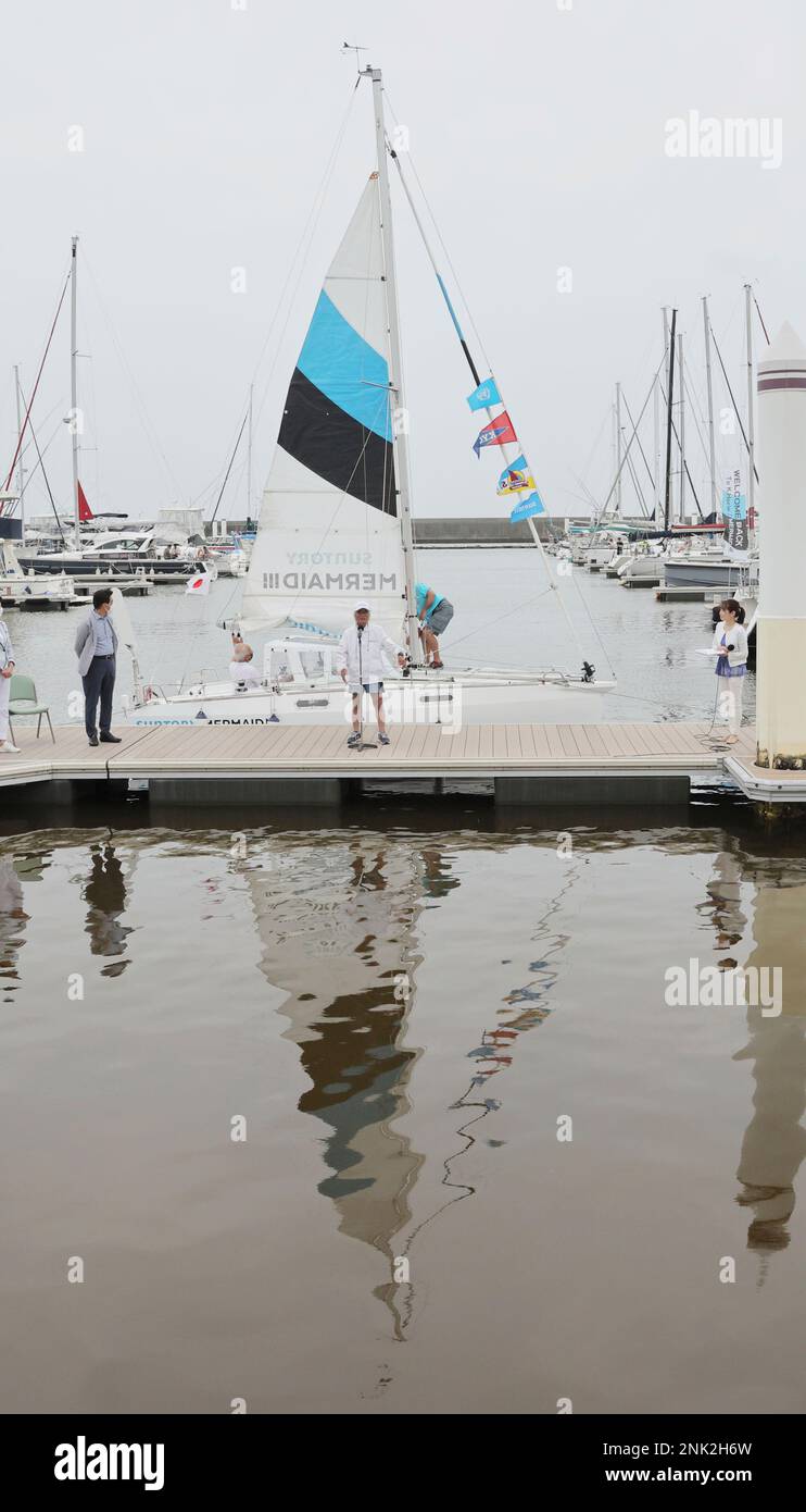 Yachtsman Kenichi Horie reacts after arriving at Shin-Nishinomiya Yacht ...