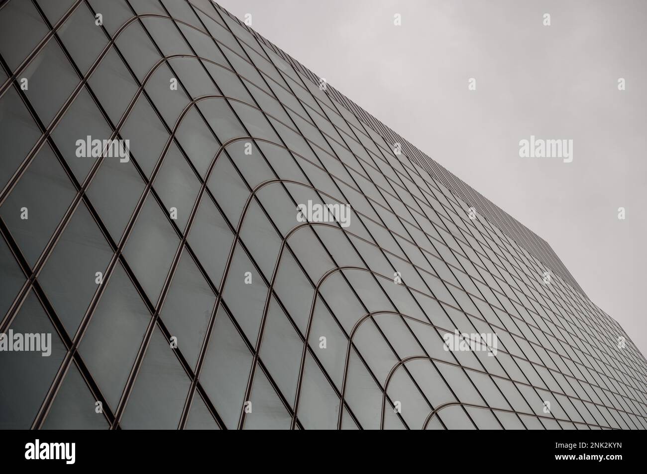 Curved backgrounds hi-res stock photography and images - Alamy