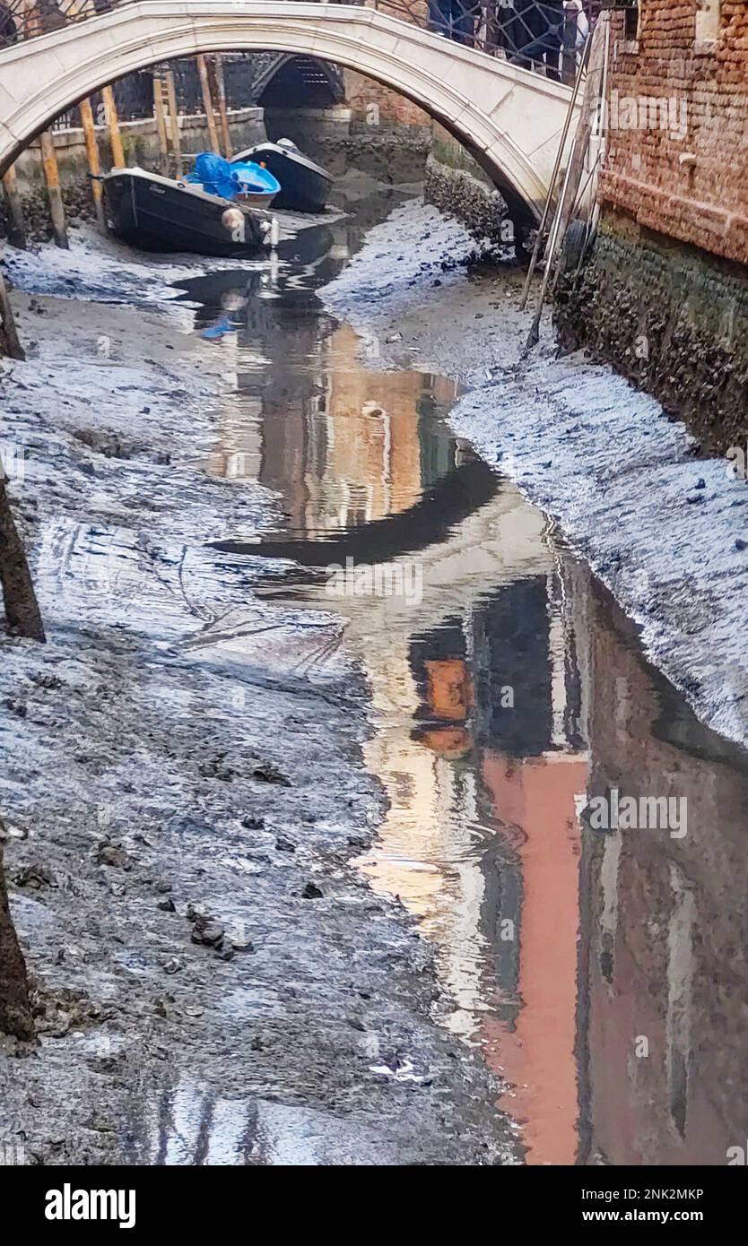 The low tide today in Venice has reached -62 centimetres above mean sea ...