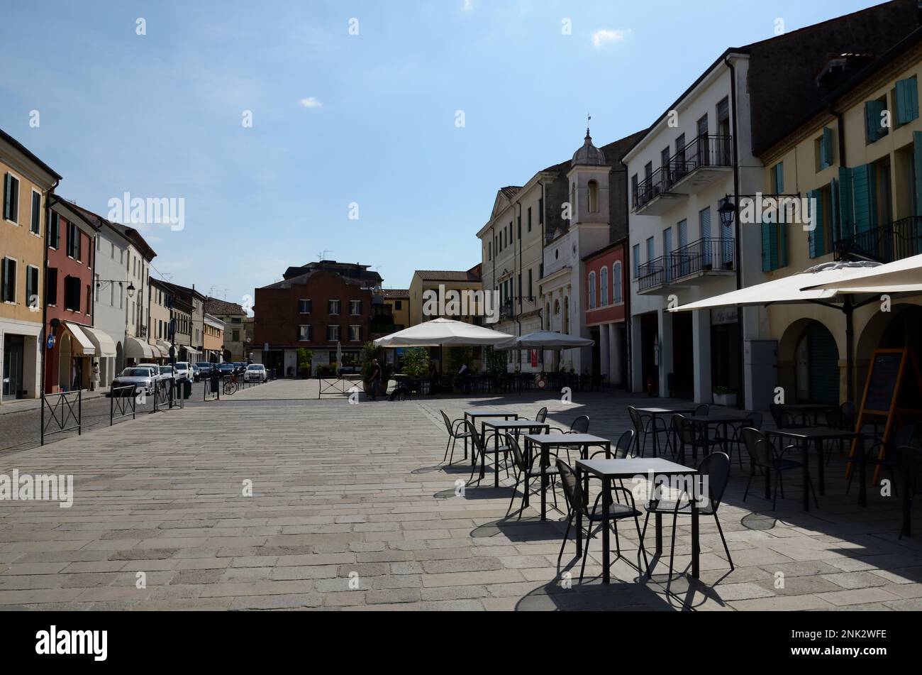 Este italia hi-res stock photography and images - Alamy