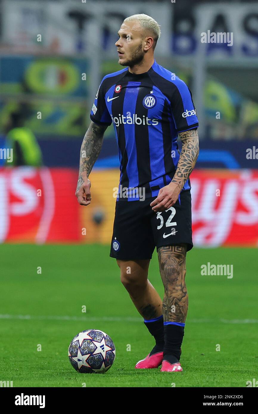 Federico Dimarco of FC Internazionale in action during the UEFA ...