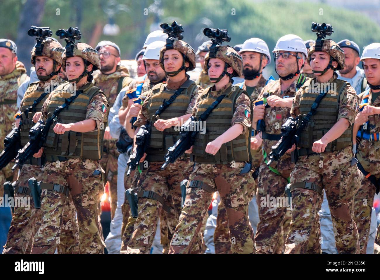 Military units of the Italian army parade during Republic Day ...