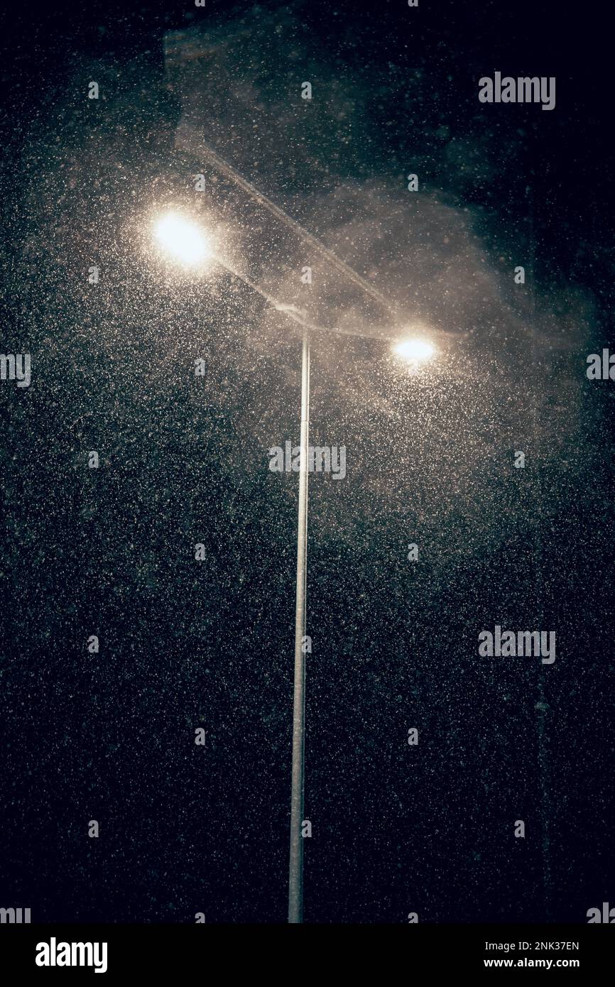 Street lamp in snowy weather Stock Photo - Alamy