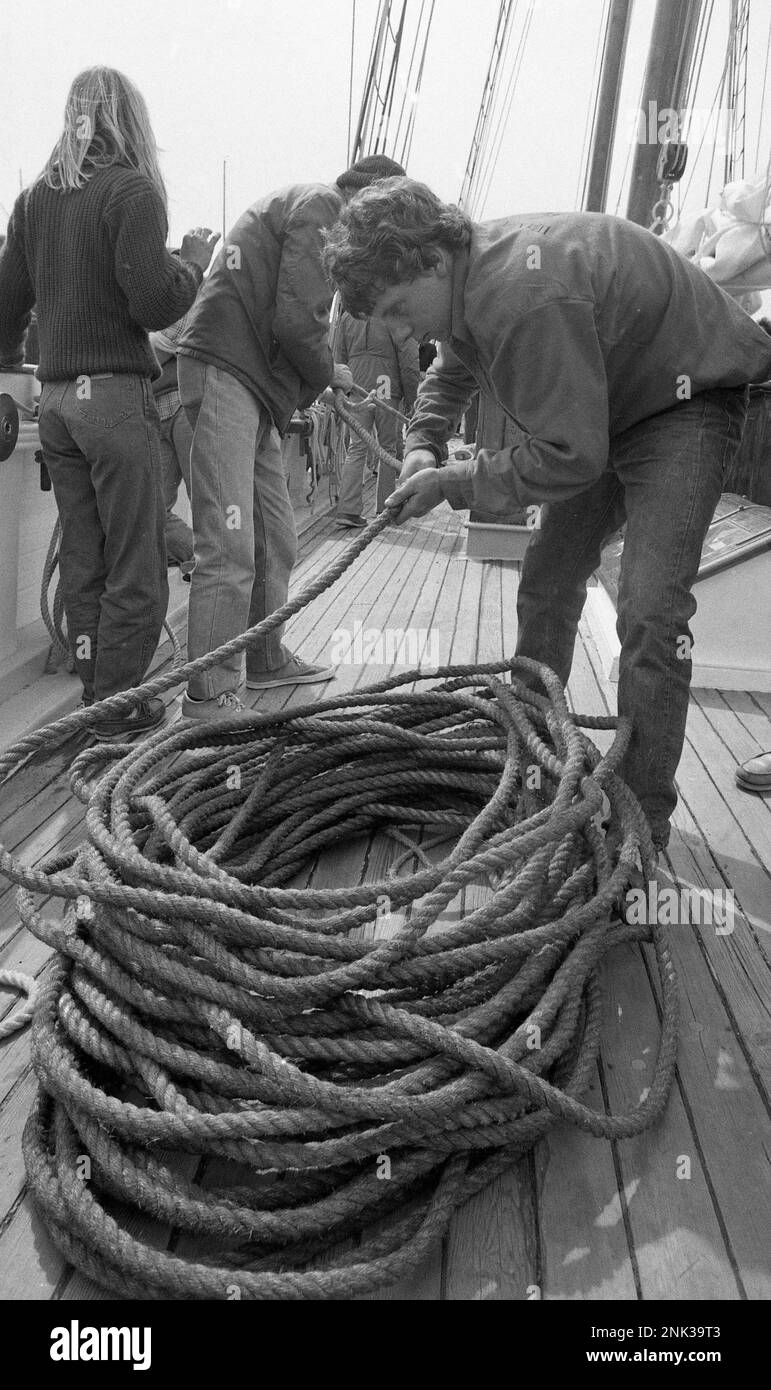 The Schooner Wander Bird and it's crew 1981 (Vincent Maggiora/San ...