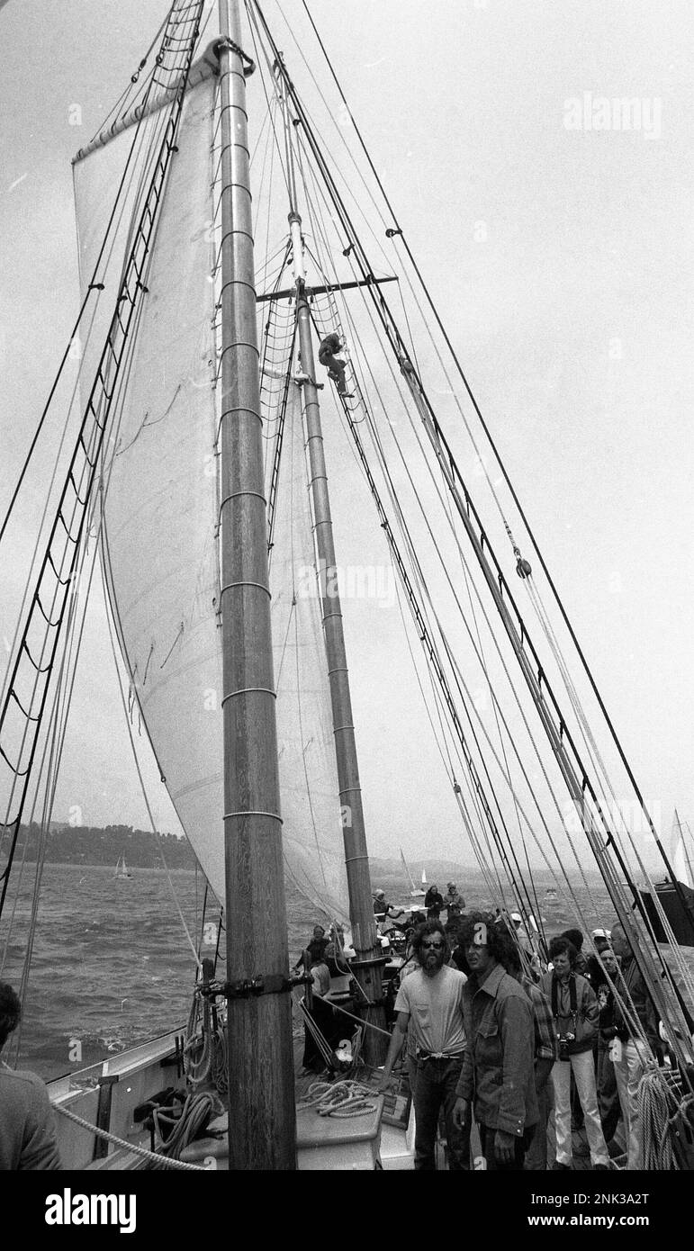 The Schooner Wander Bird and it's crew 1981 (Vincent Maggiora/San ...