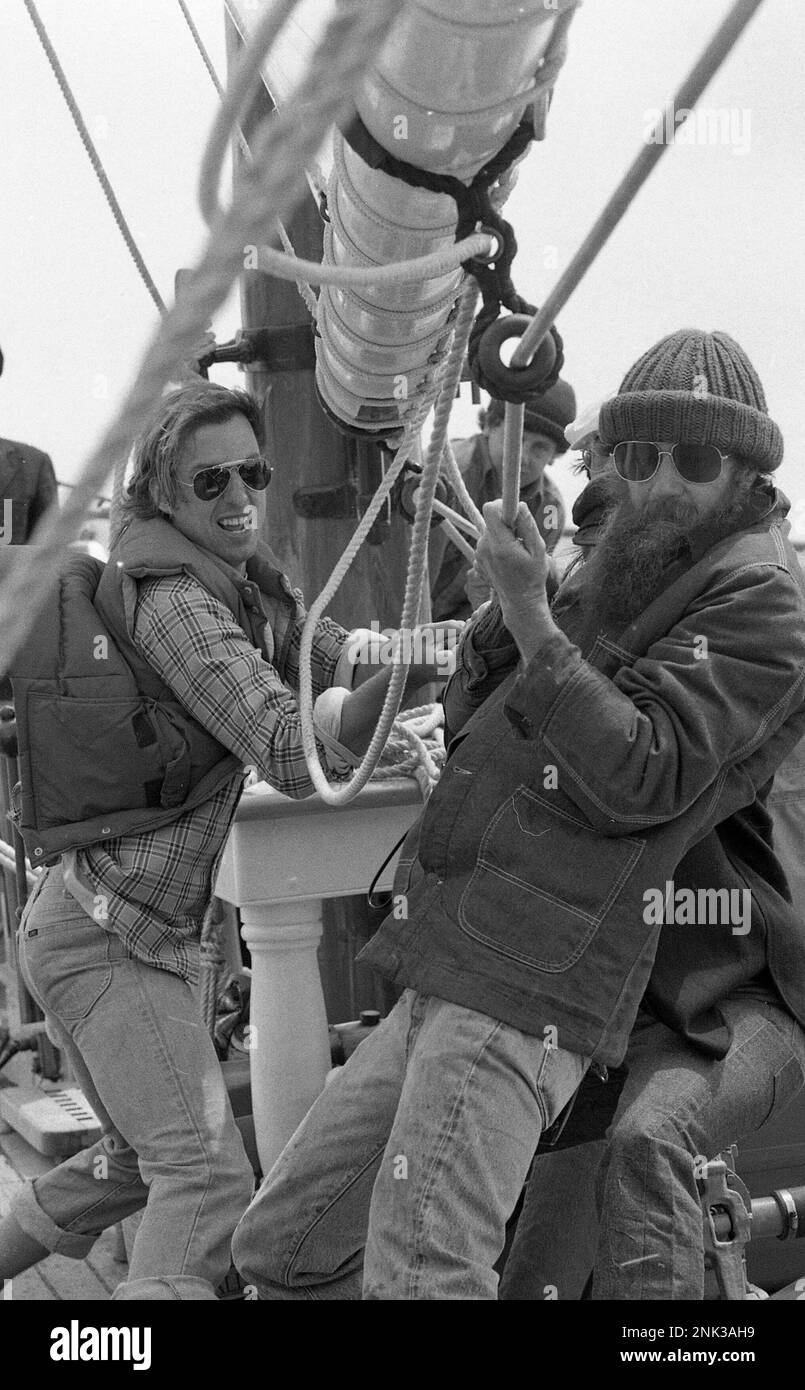 The Schooner Wander Bird and it's crew 1981 (Vincent Maggiora/San ...