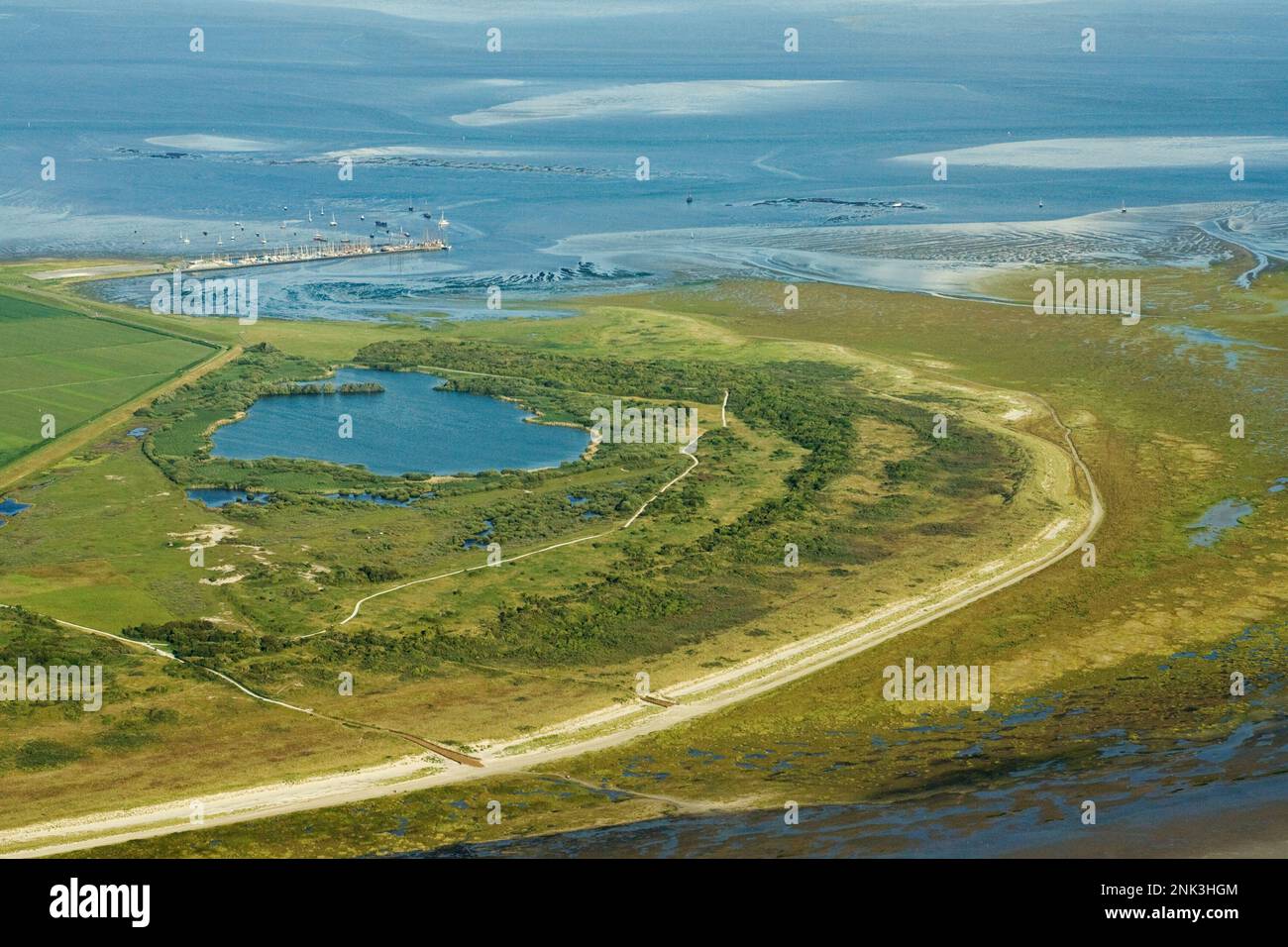 Luchtfoto van Schiermonnikoog, Westerplas; Aerial photo of ...