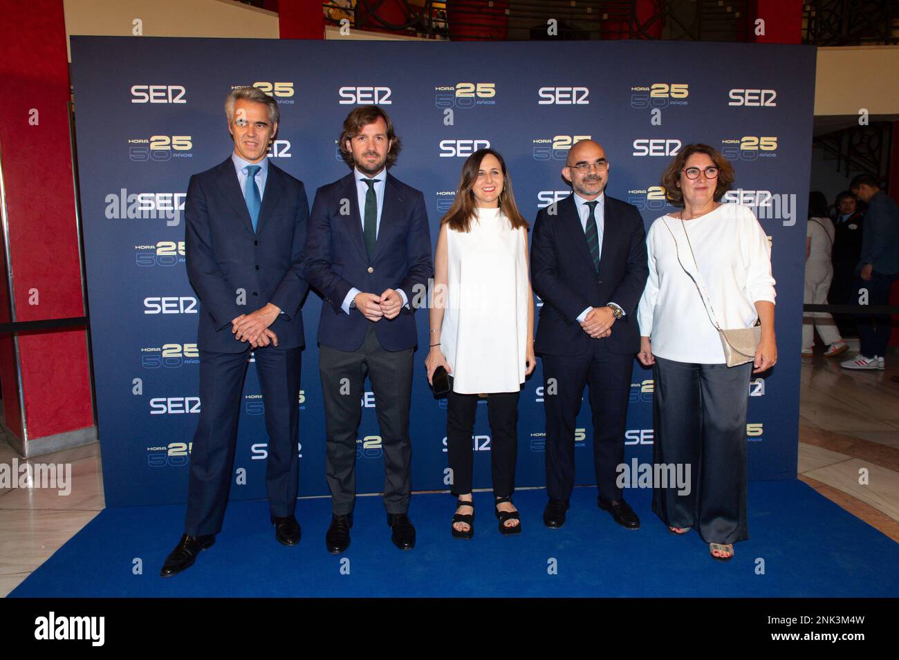 The Minister for Social Rights and Agenda 2030, Ione Belarra (3l), and ...