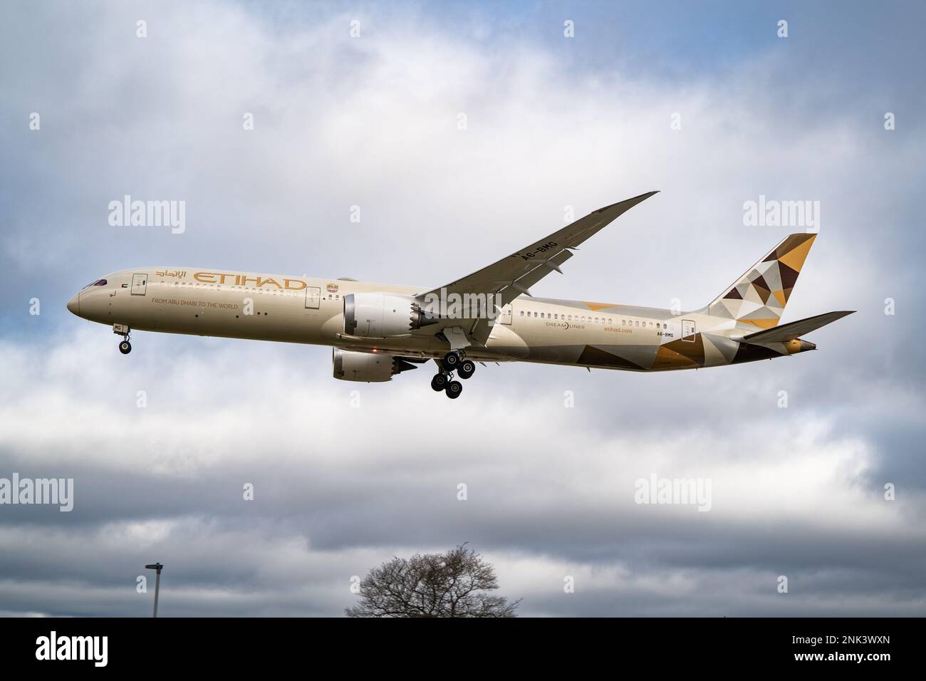 Heathrow, London - February 20th 2023: Etihad Airways Boeing 787-10 ...
