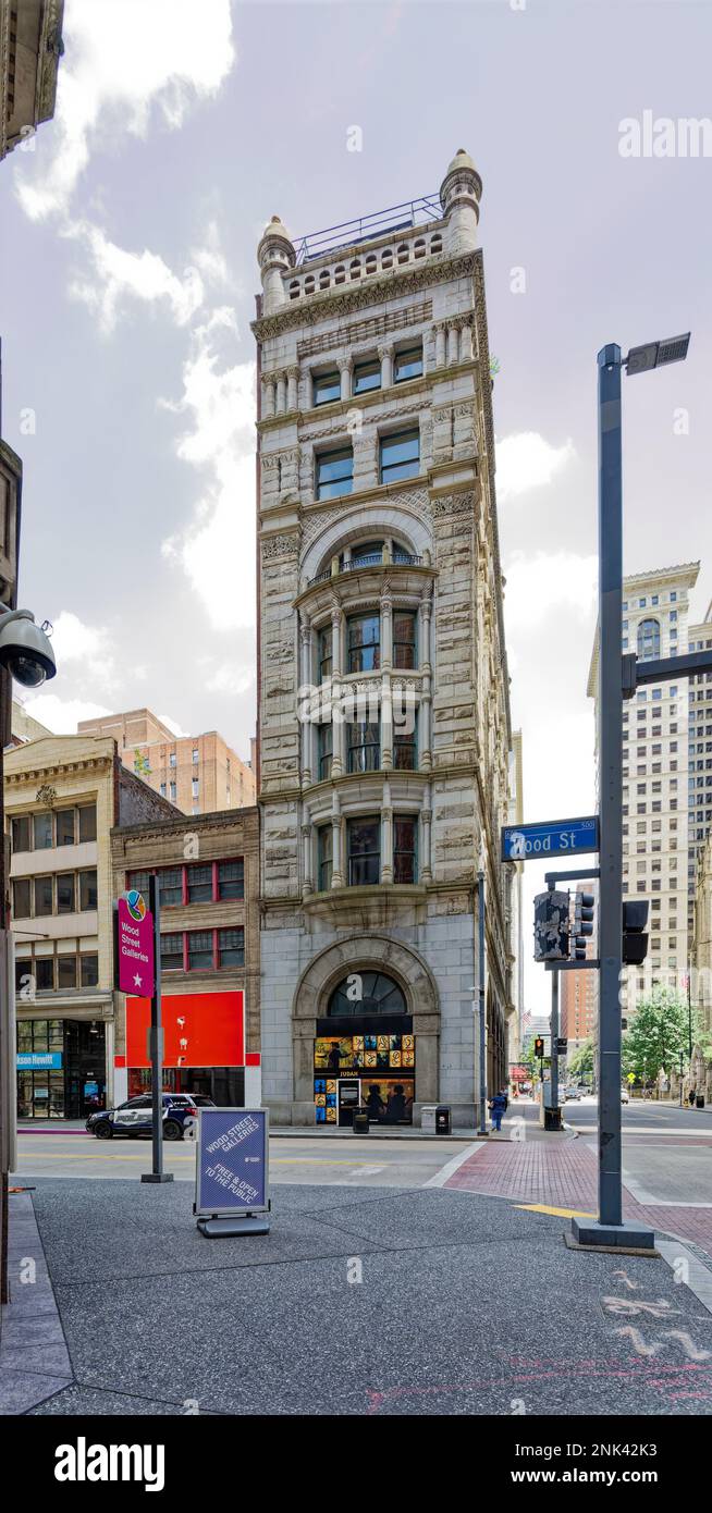 Pittsburgh Downtown: Historic Granite Building of 1890, originally ...