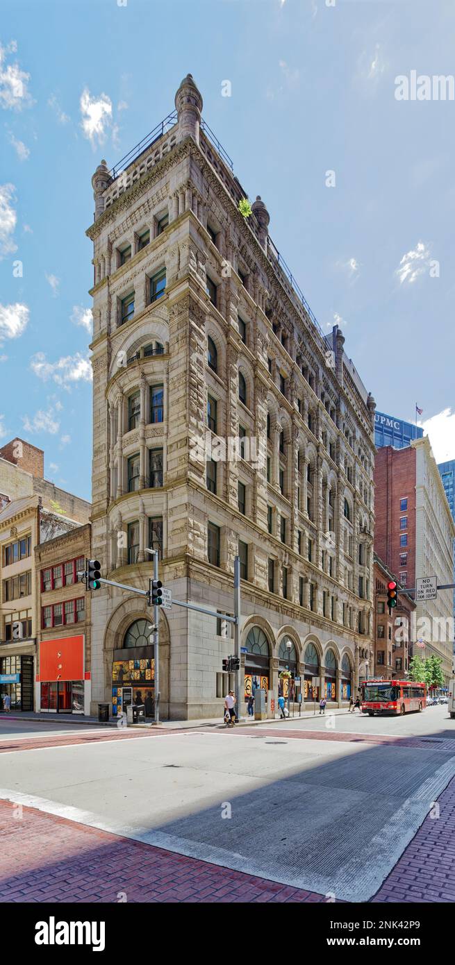 Pittsburgh Downtown: Historic Granite Building of 1890, originally ...