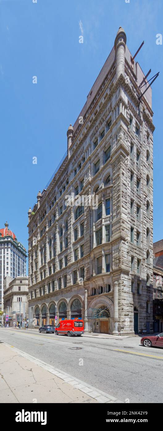 Pittsburgh Downtown: Historic Granite Building of 1890, originally ...