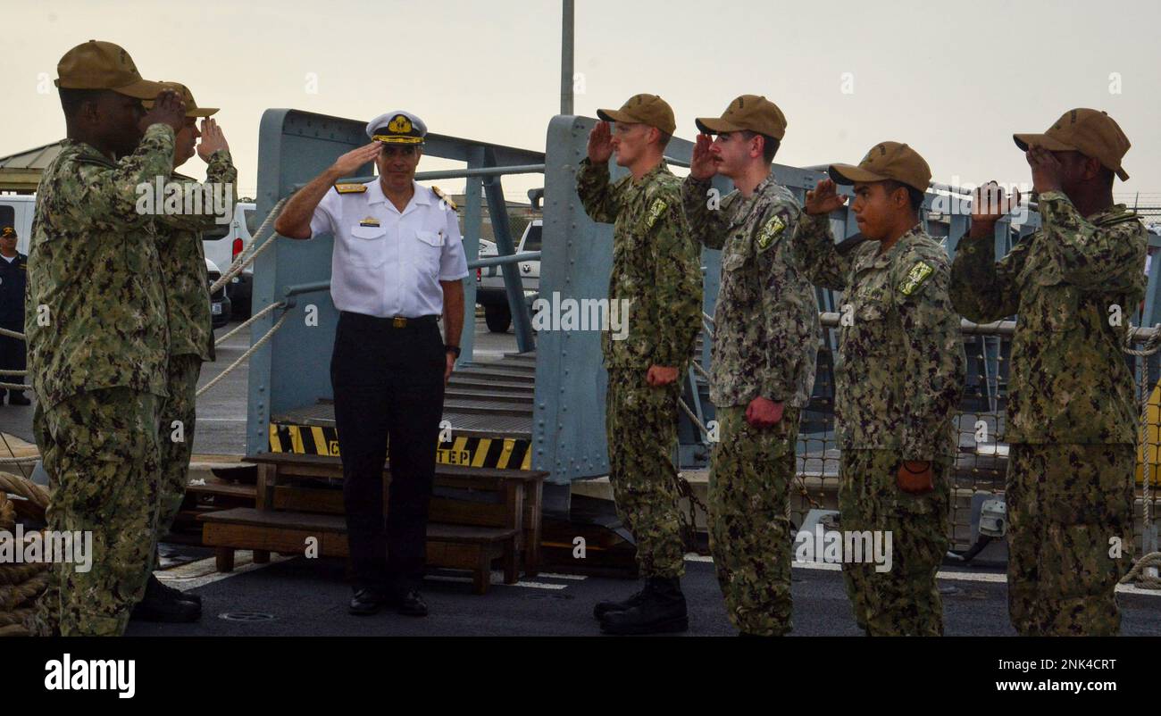 220811-N-MA751-0020 MAYPORT, Fla. - (Aug. 11, 2022) – U.S. Navy side ...