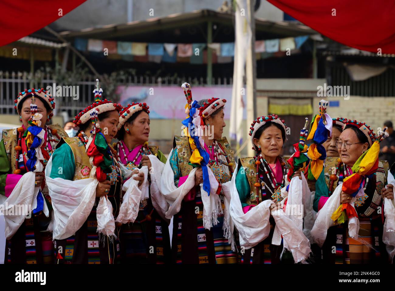 Gyalpo lhosar hi-res stock photography and images - Alamy Gyalpo lhosar hi-res stock photography and images - Alamy