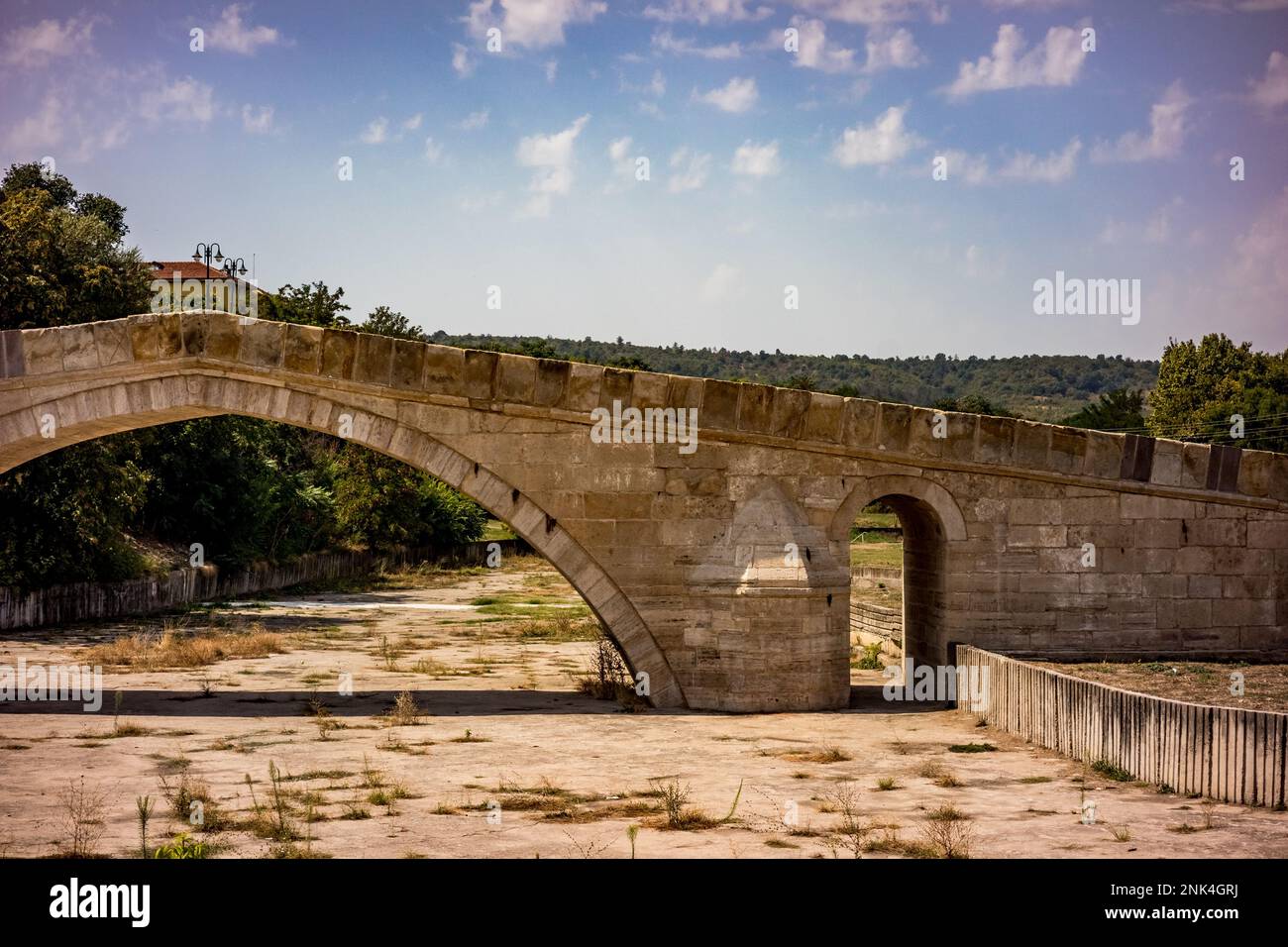 Humpback bridge hi-res stock photography and images - Alamy